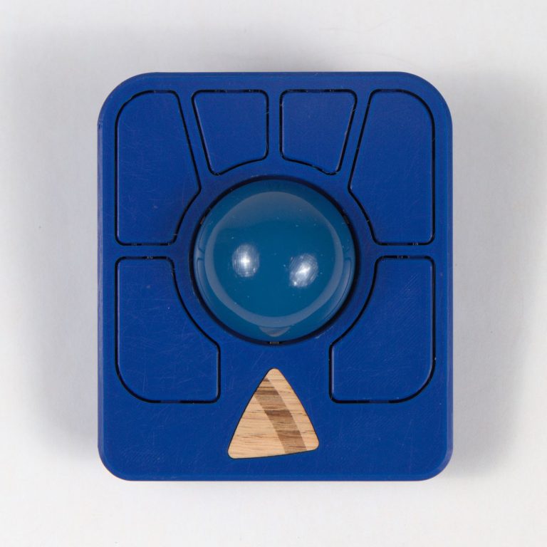 Adept Trackball (Fully Assembled) – Ploopy